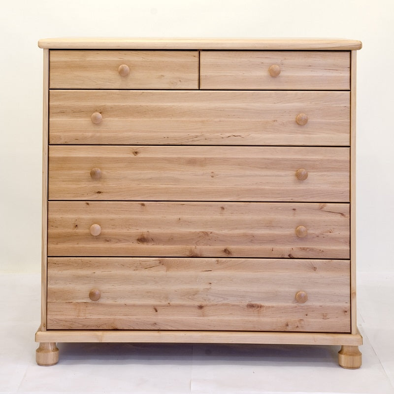 Must Lepp kõrge kummut – Unolik